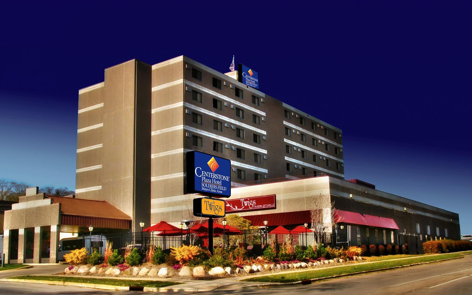 Hotels in Rochester, MN Near Mayo Clinic | Centerstone Plaza Hotel